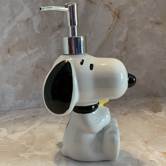 Peanuts | Bath | Peanuts Snoopy With Woodstock Soap Dispenser | Poshmark